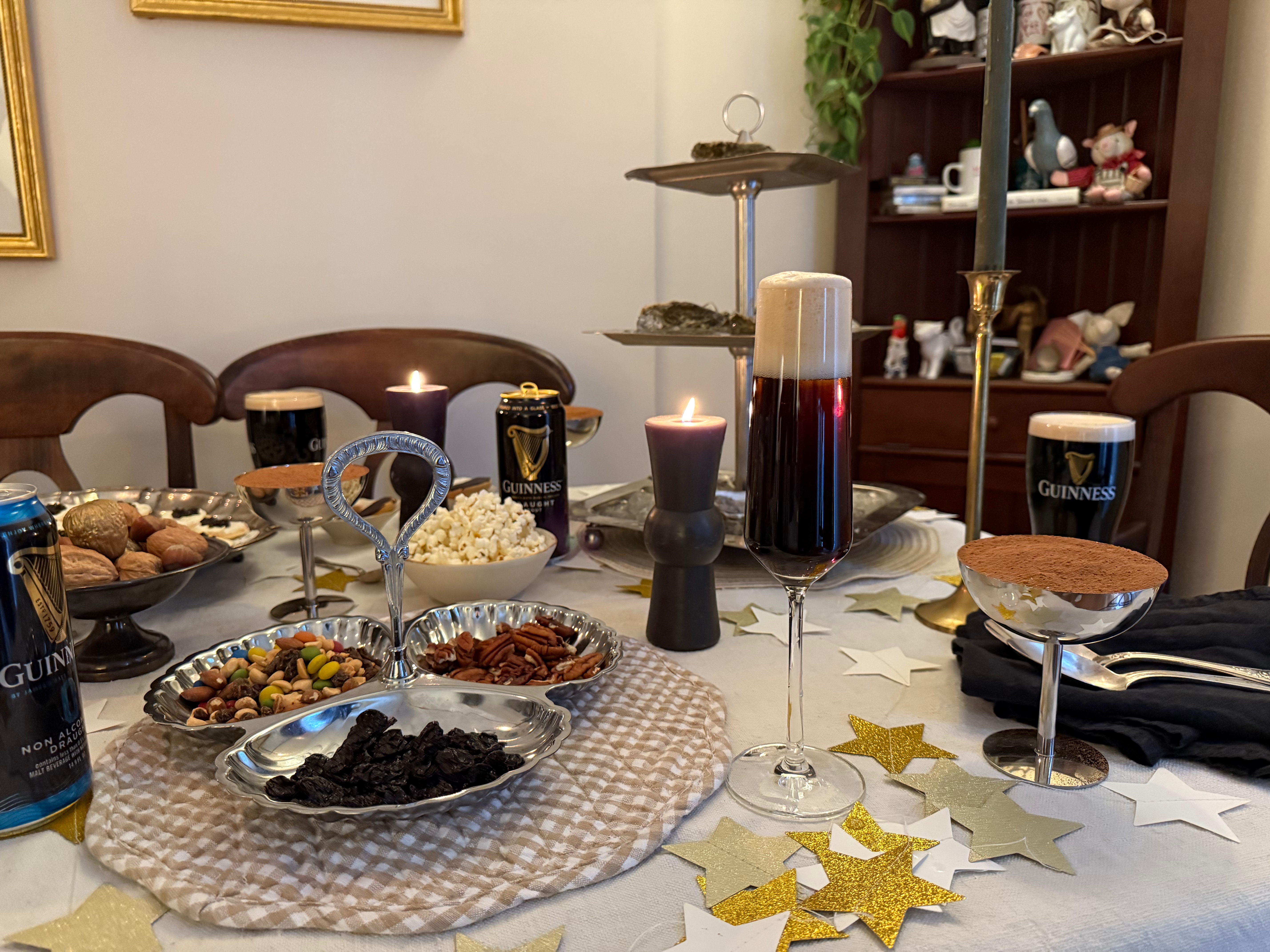 How to Host an Elegant But Chill NYE Party – KMB